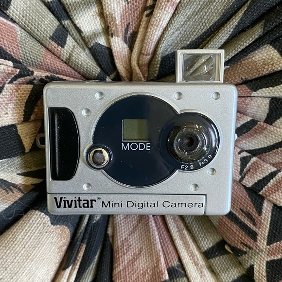 Vivitar | Cameras, Photo & Video | Vintage Vivitar Mini Digital ...